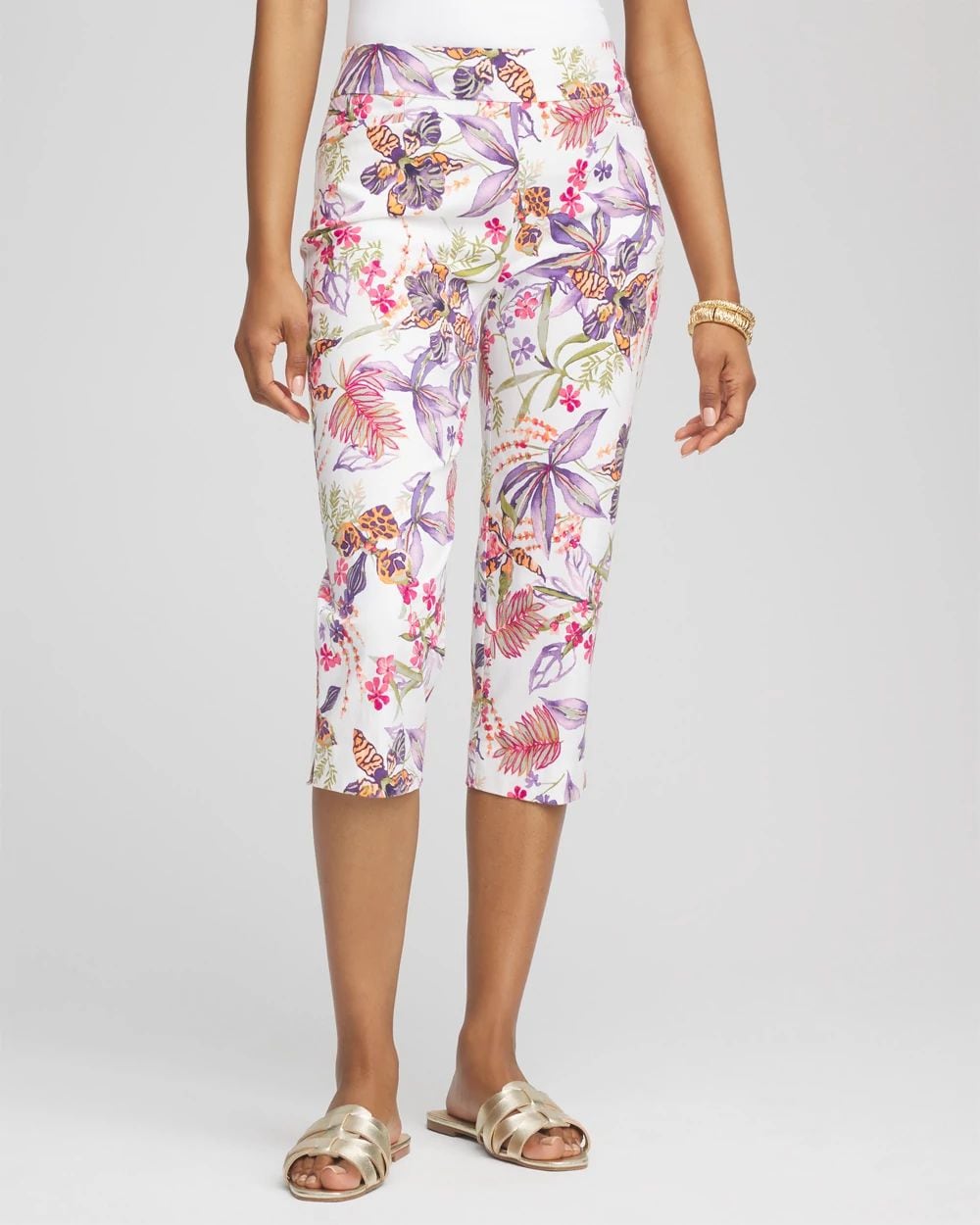 Brigitte™ Floral Pull-On Capri Pants | Chico's