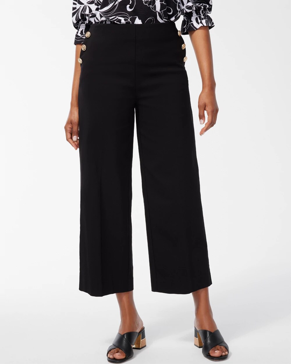 Juliet Button Cropped Pants | Chico's